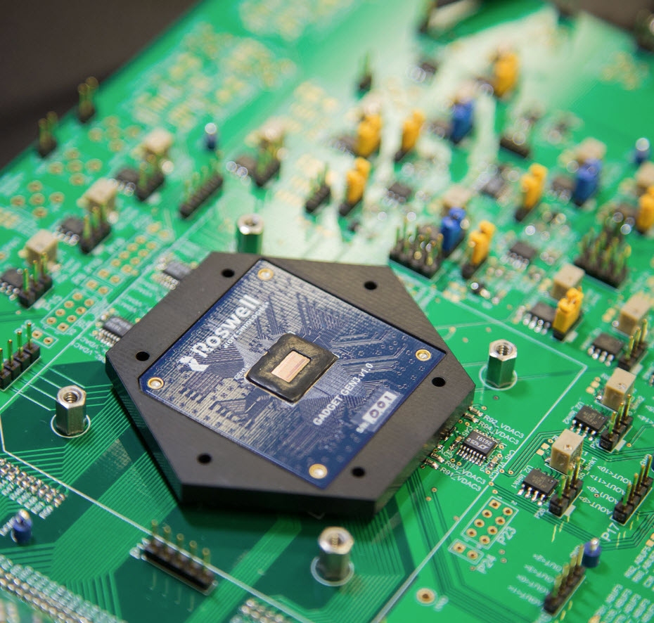 100 millió DNS = egymillió terabyte = molekuláris elektronikai chip a ...